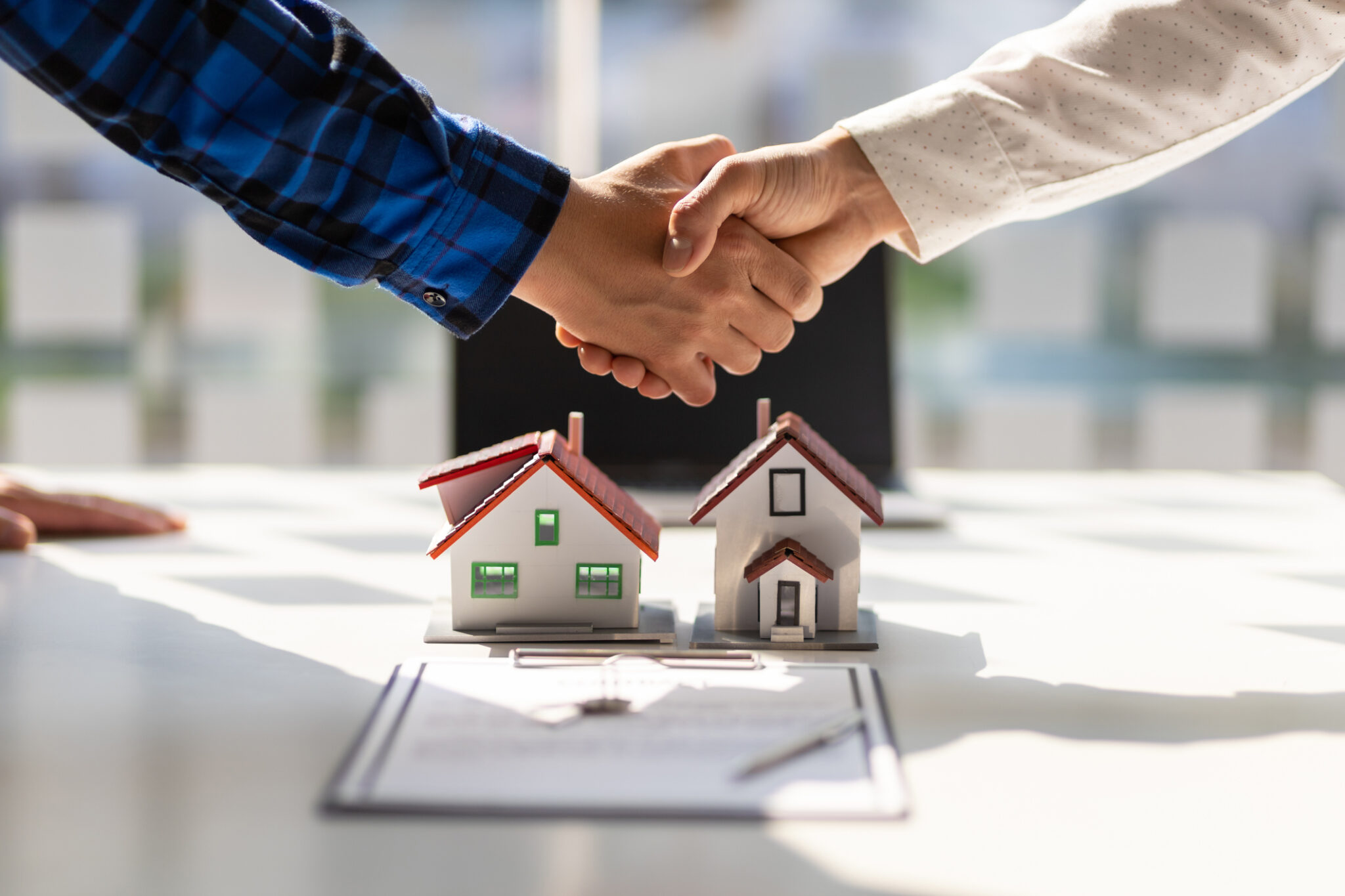How to Successfully Work With Investors - TurboTenant